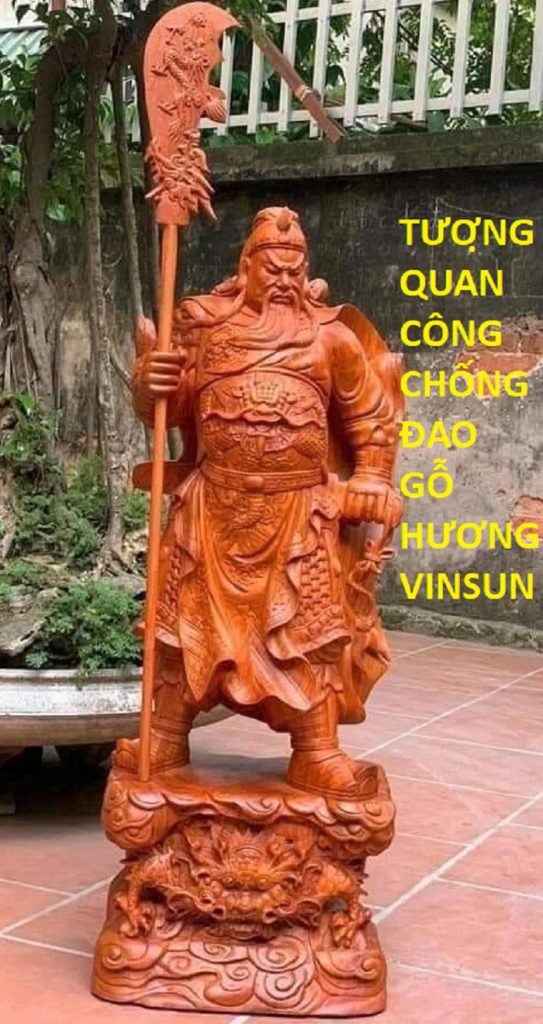 Tượng Quan Công Chống Đao Gỗ Hương 700 mm VinSun
